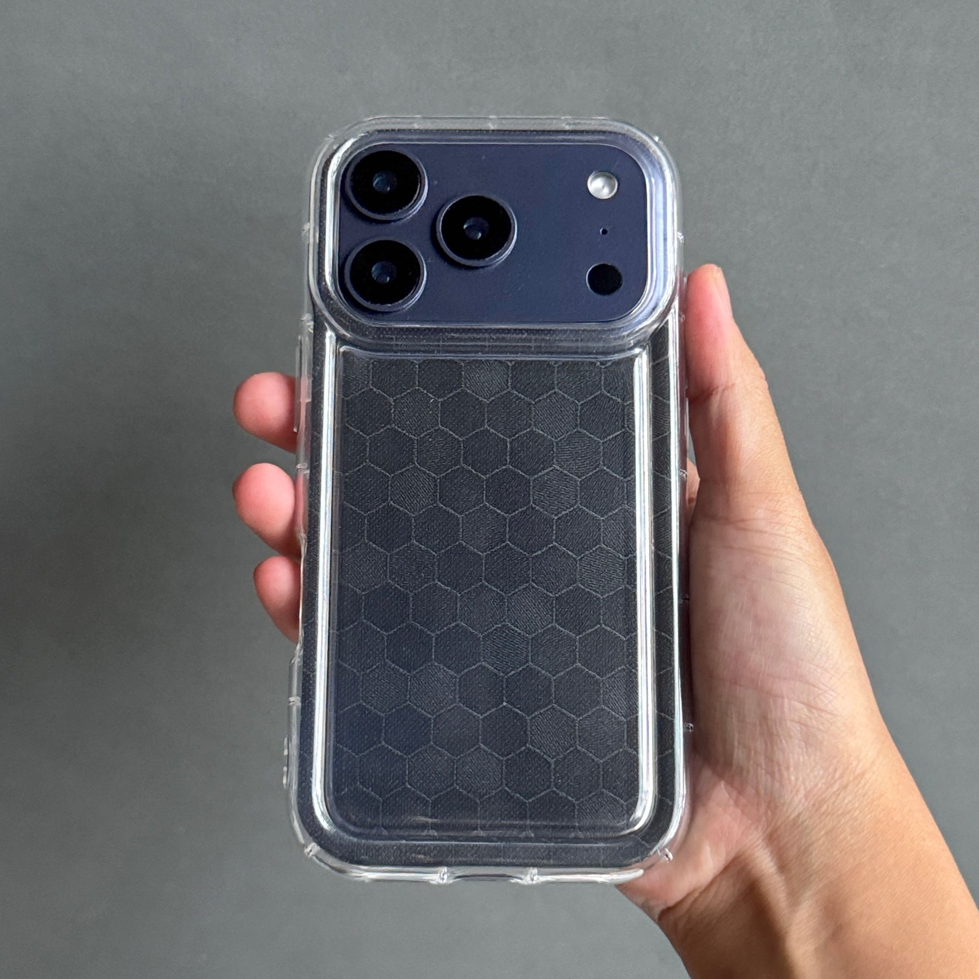 Carbon Hive | Case Layer – Shaker Cases